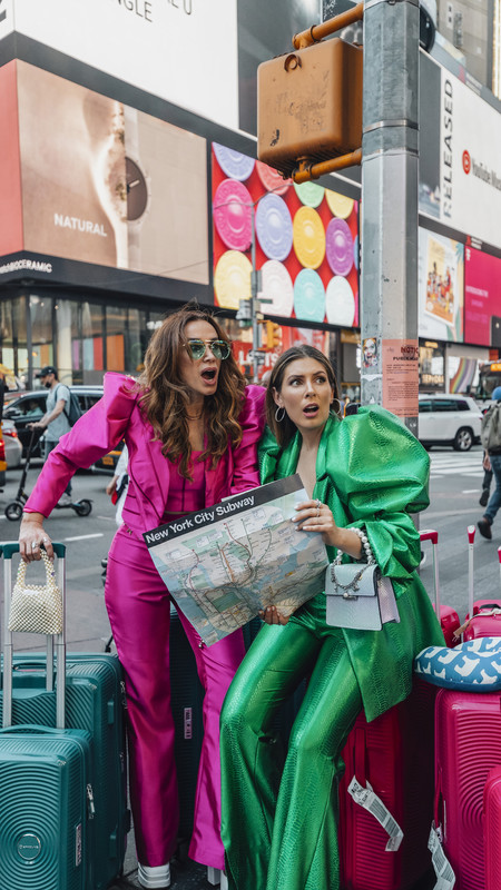 "Malena and Sofia, fashionistas but never so much" - FilmFreeway