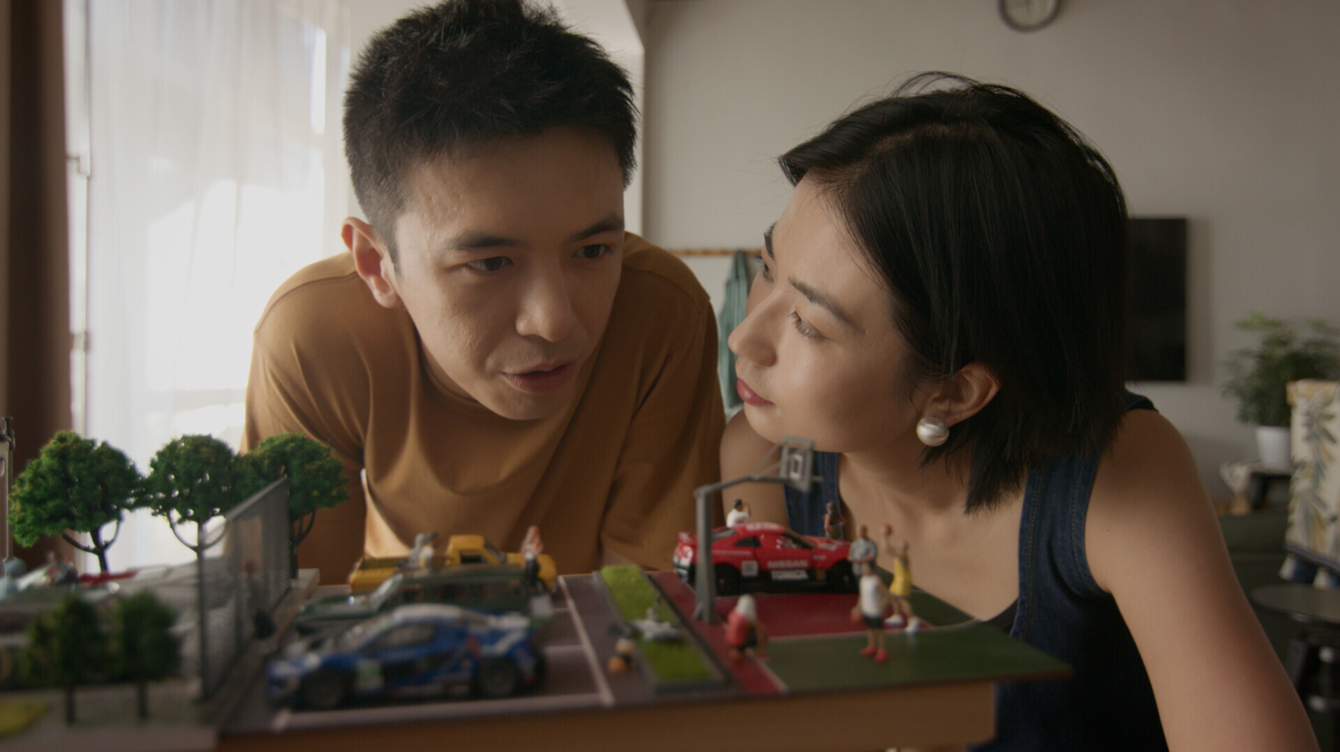 Tiny Cracks - FilmFreeway