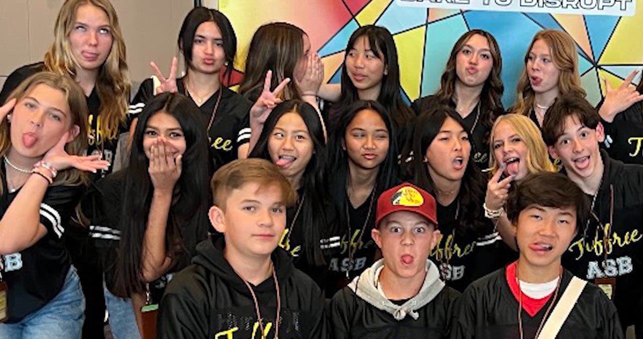 60 Sec of JULIAH LEE - FilmFreeway